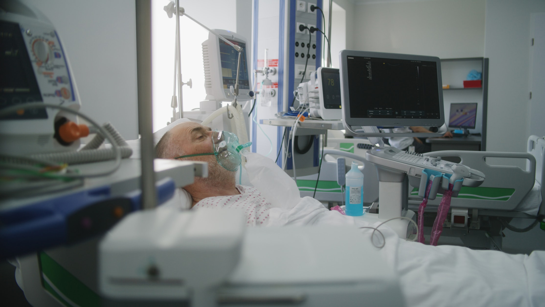 'Landmark' RCT study clarifies the safety of administering lower levels ...